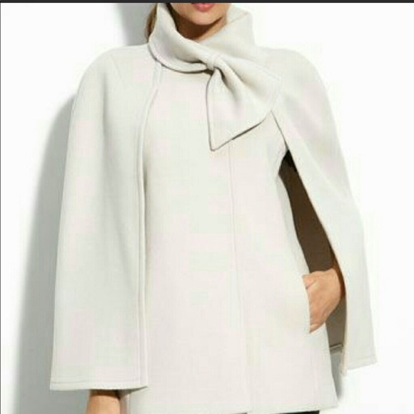MoDa New York | Jackets & Coats | Moda Ny Boutique Cape Coat White L ...